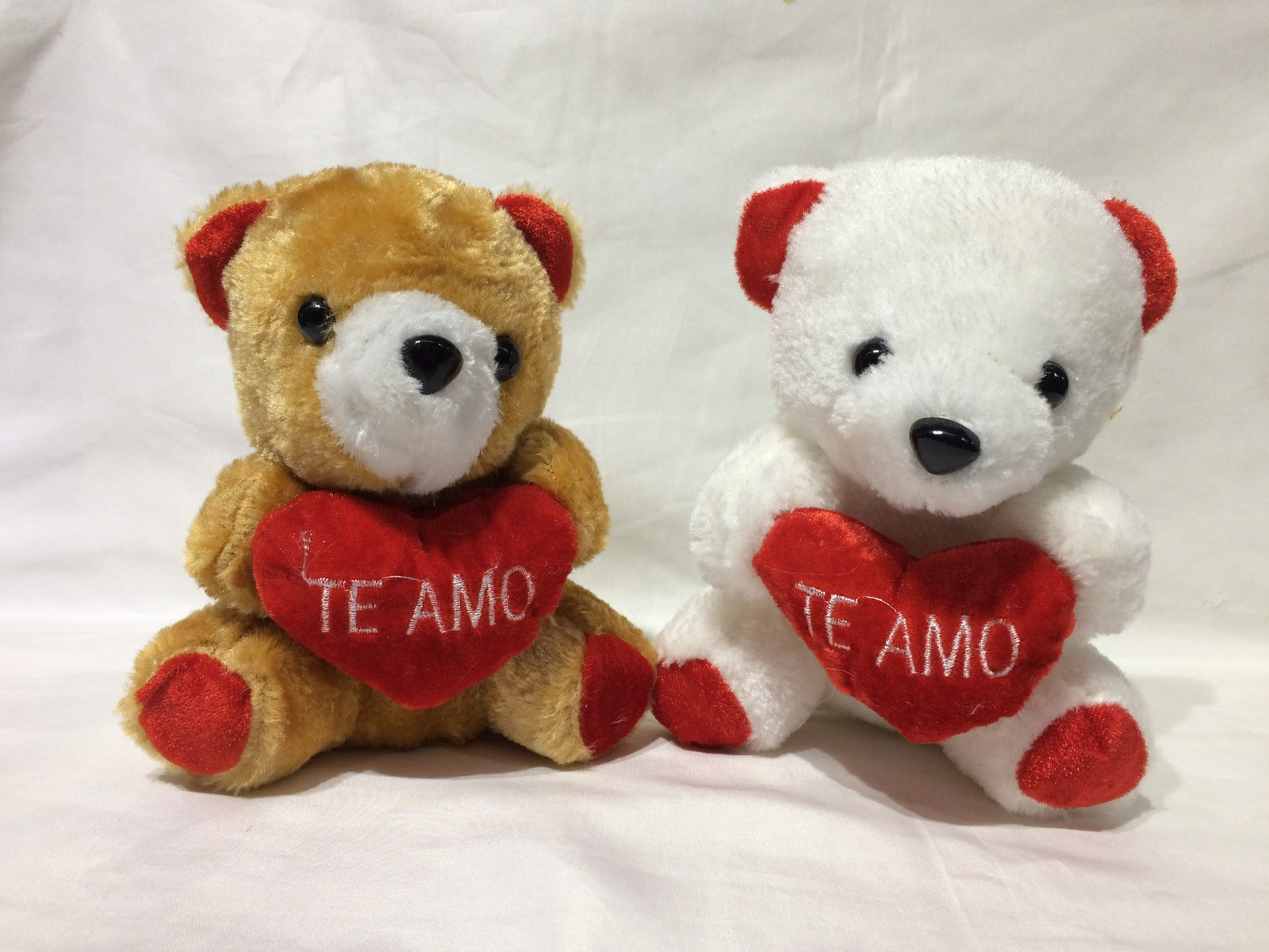 Oso con corazón te amo 2 colores – Paraiso Peluches