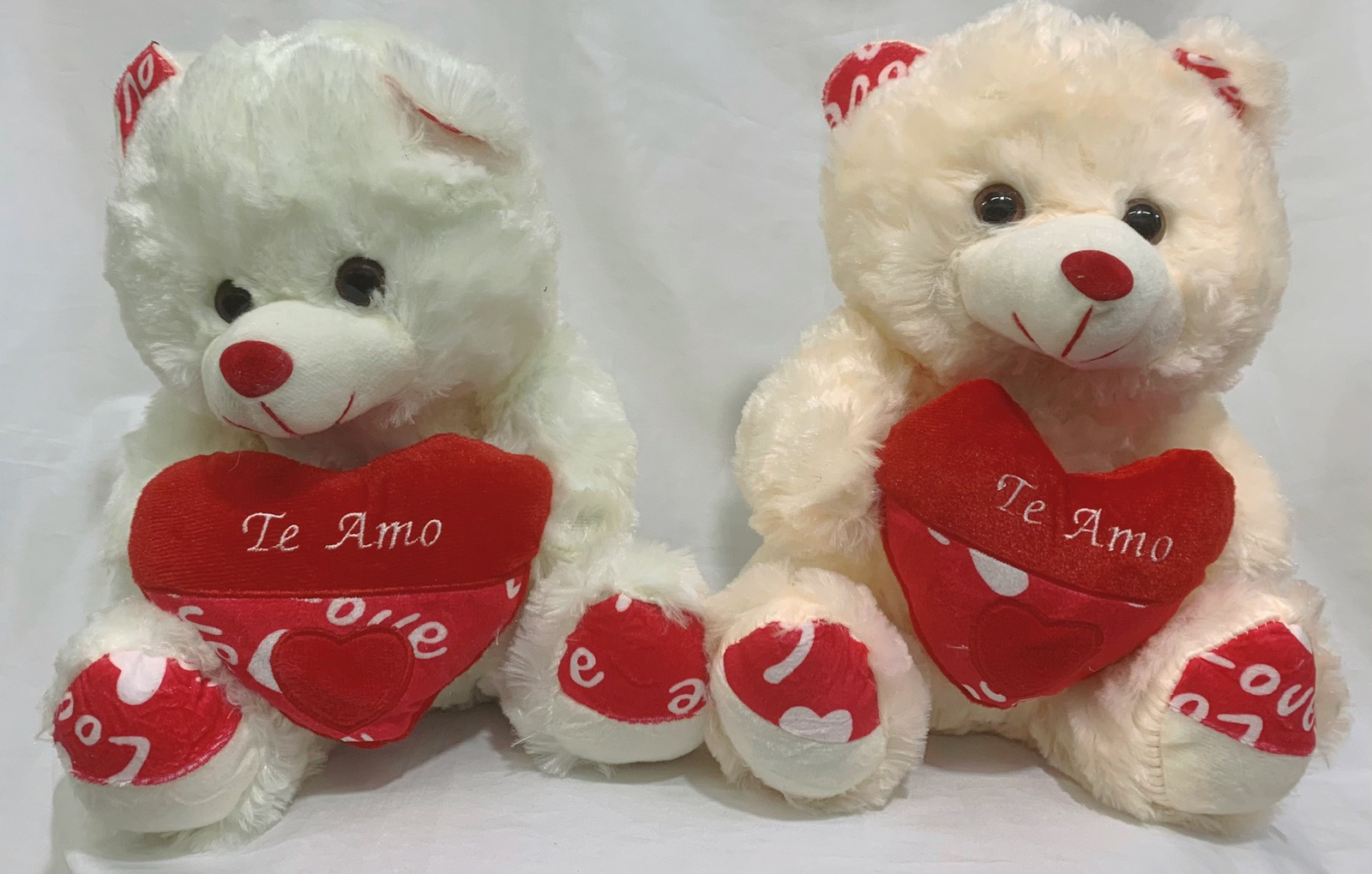 Oso con corazón love te amo 2 colores 30cm – Paraiso Peluches
